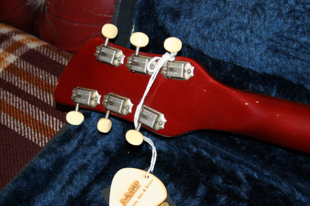 Rickenbacker 1977 420 Burgundy Glo**SOLD - Amp Guitars, Macclesfield