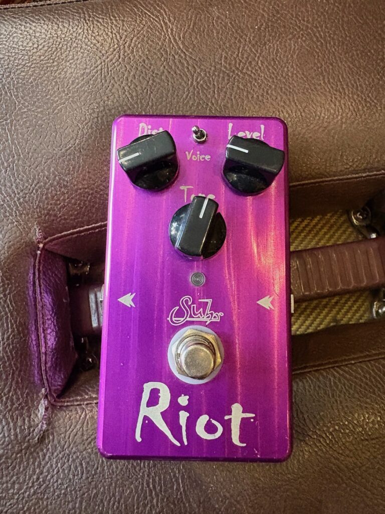 Suhr Riot Original Version - Amp Guitars, Macclesfield