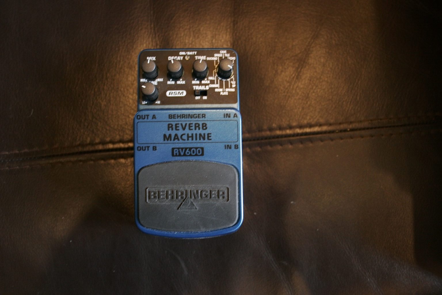 Behringer reverb machine - Amp Guitars, Macclesfield